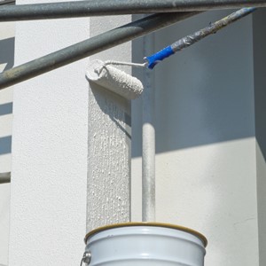 Farba strukturalna elewacyjna