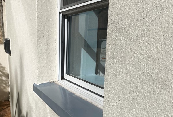 Farba strukturalna elewacyjna