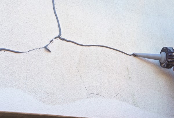 Farba strukturalna elewacyjna